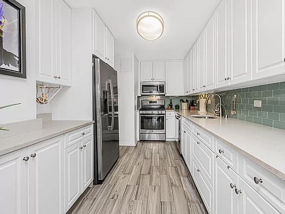 2500 Johnson Ave APT 8K, Bronx, NY 10463 | Zillow