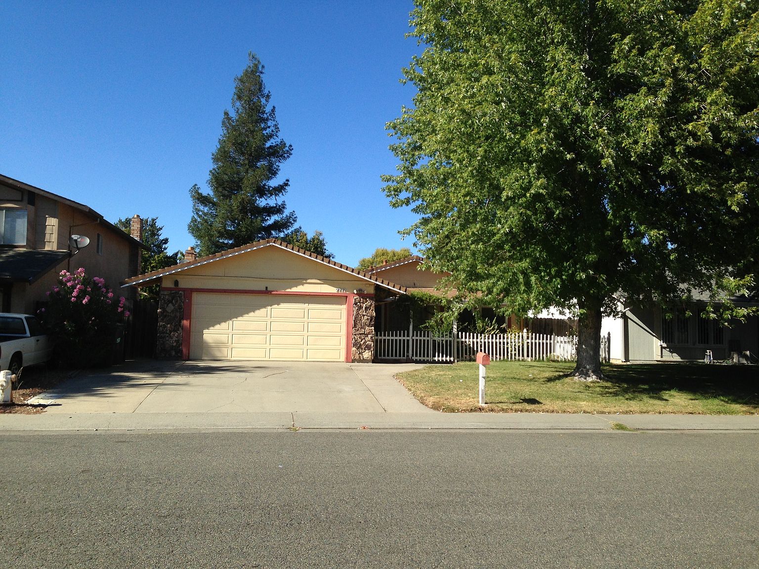 7717 Macfadden Dr, Sacramento, CA 95828 | Zillow