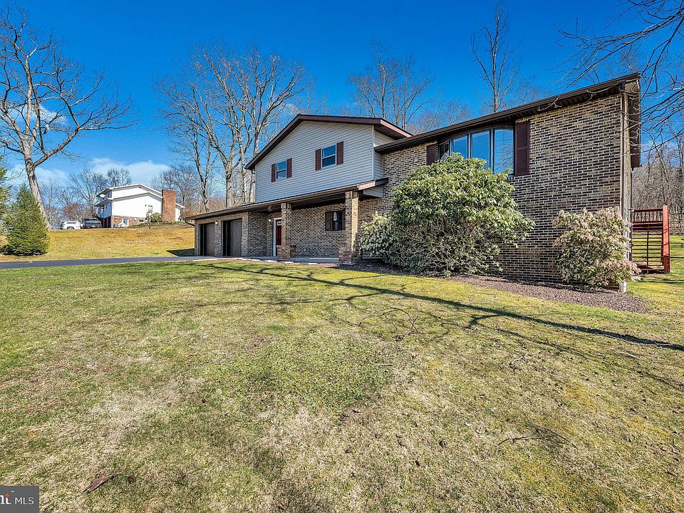 24 Ridge St, Pittston, PA 18640 | Zillow