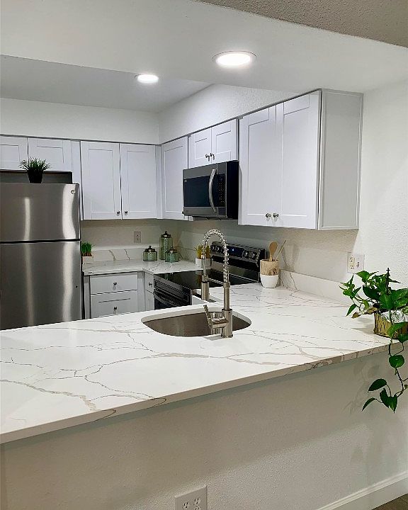 8545 Midpark Rd Dallas TX | Zillow