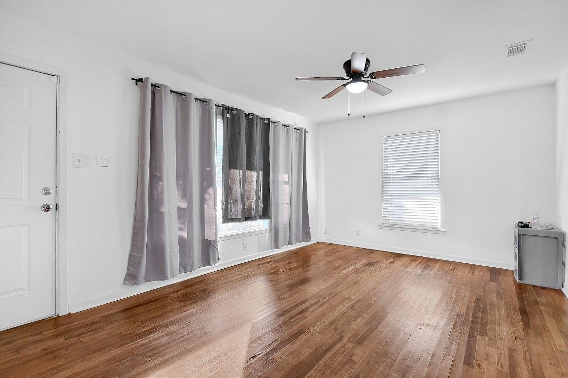 2907 W Parnell St, Denison, TX 75020 | MLS #20493555 | Zillow