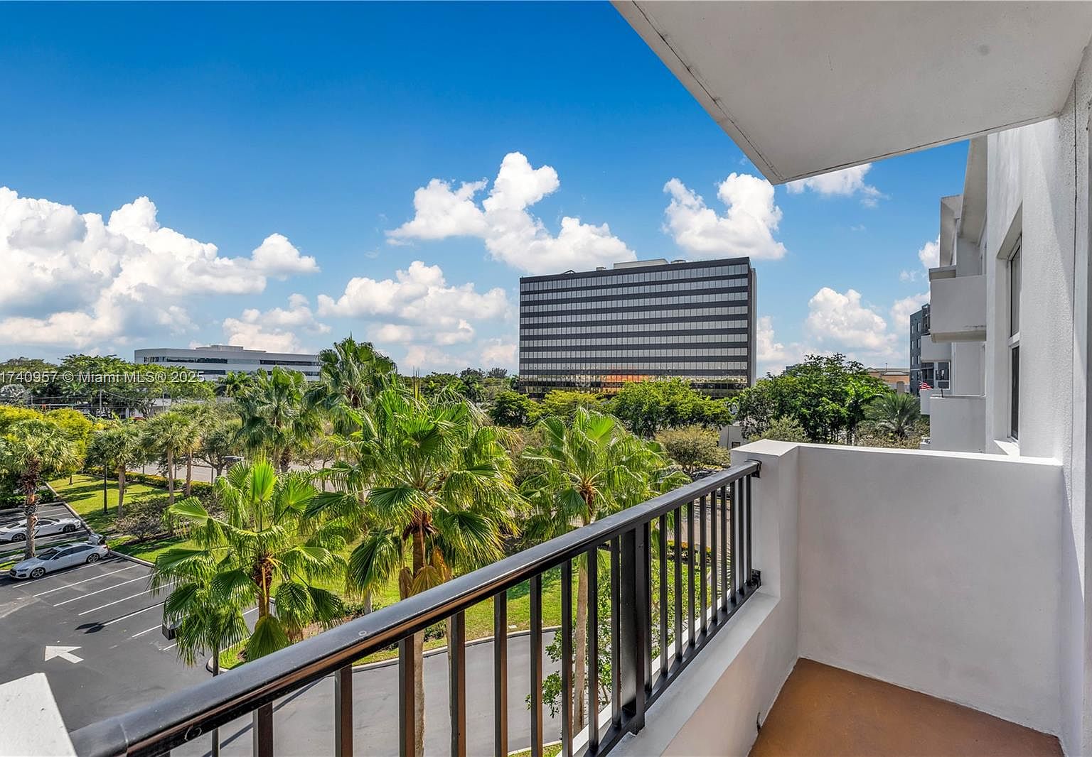 2421 NE 65th St APT 508, Fort Lauderdale, FL 33308 | MLS #A11740957 ...