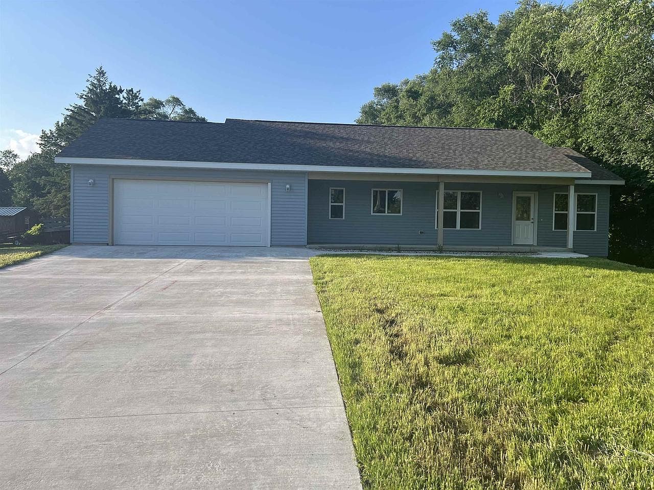 2101 Highway 33, Portage, WI 53901 | Zillow