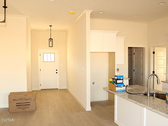 19 Clarendon Cv, Jackson, TN 38305 | Zillow