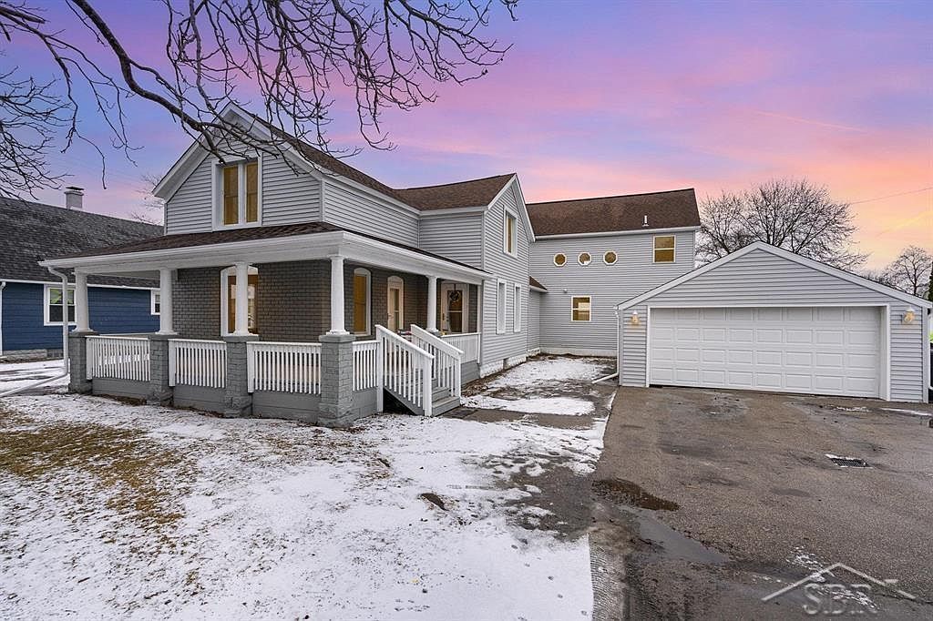 308 Auburn Rd, Auburn, MI 48611 | Zillow