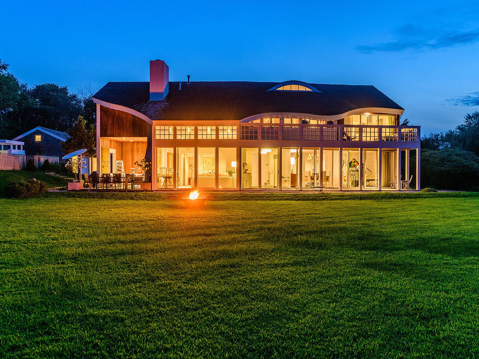 271 Flying Point Rd, Southampton, NY 11968 | Zillow