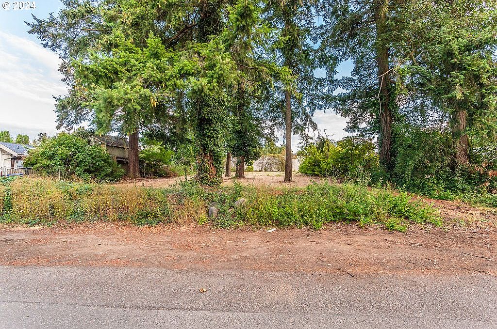 5106 NE Mason St, Portland, OR 97213 | Zillow
