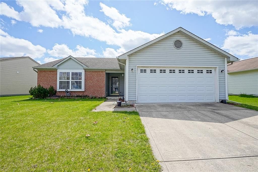 5387 Milhouse Rd, Indianapolis, IN 46221 | Zillow