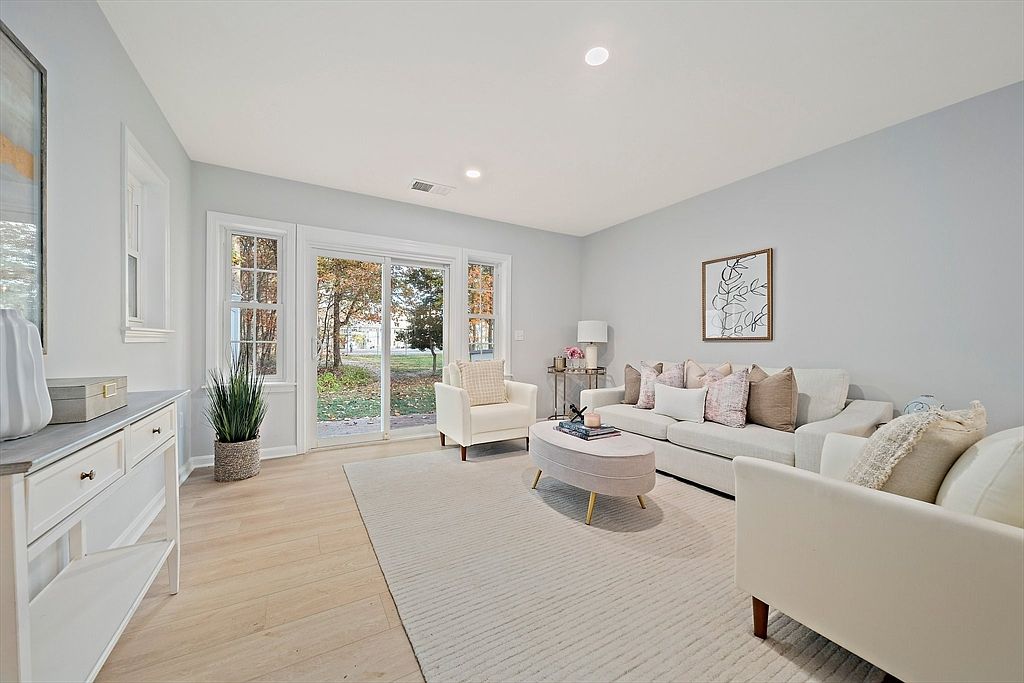192 Allerton Commons Ln Unit 192, Braintree, MA 02184 | Zillow