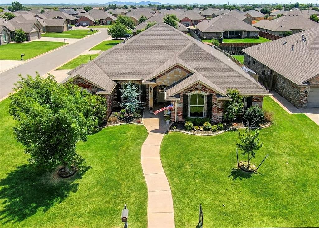 920 Isabella Ln, Altus, OK 73521 | Zillow