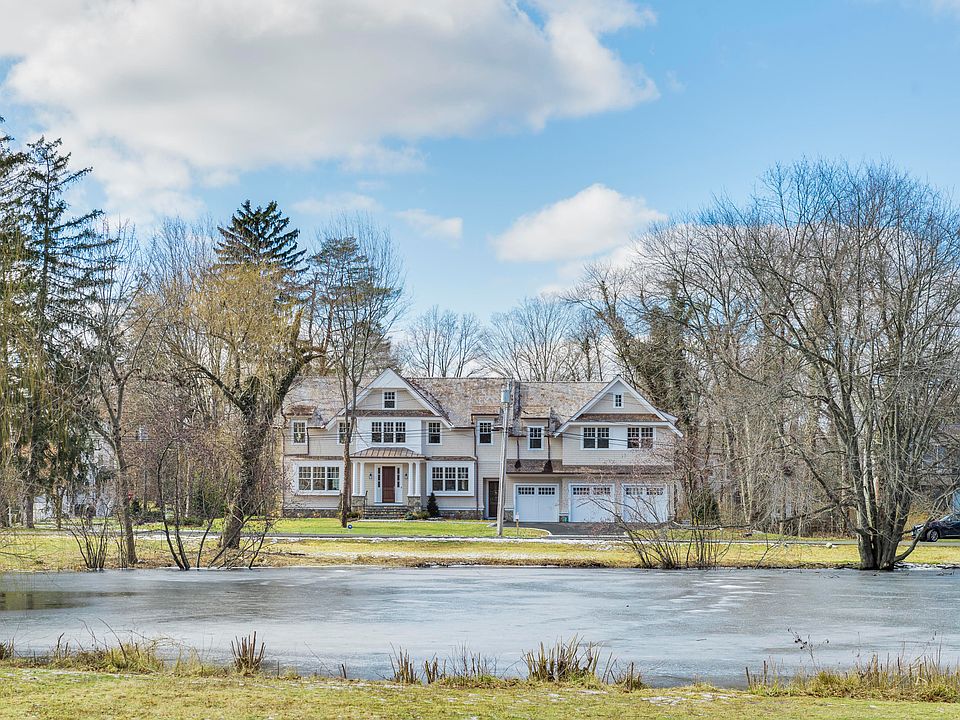18 Lake Dr, Riverside, CT 06878 | Zillow