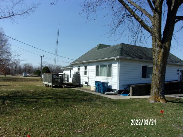 Watseka Real Estate - Watseka IL Homes For Sale | Zillow