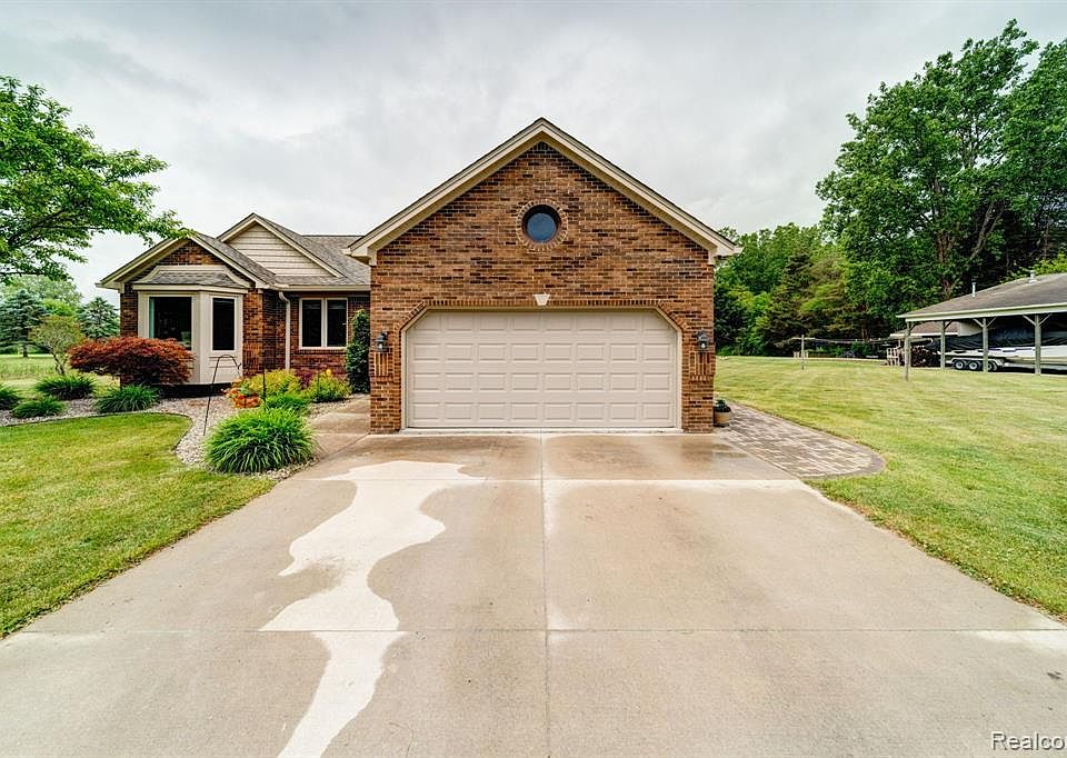1544 Stein Rd, Saint Clair, MI 48079 | Zillow