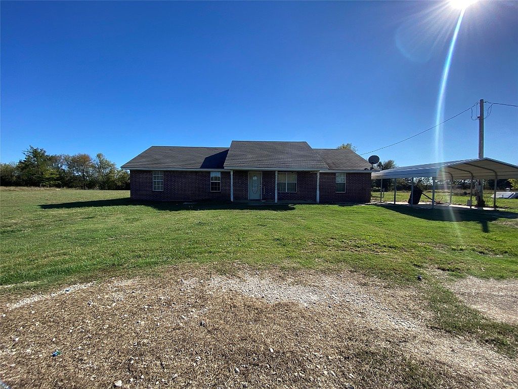 2610 Meadow Ln, Hugo, OK 74743 | MLS #1067630 | Zillow