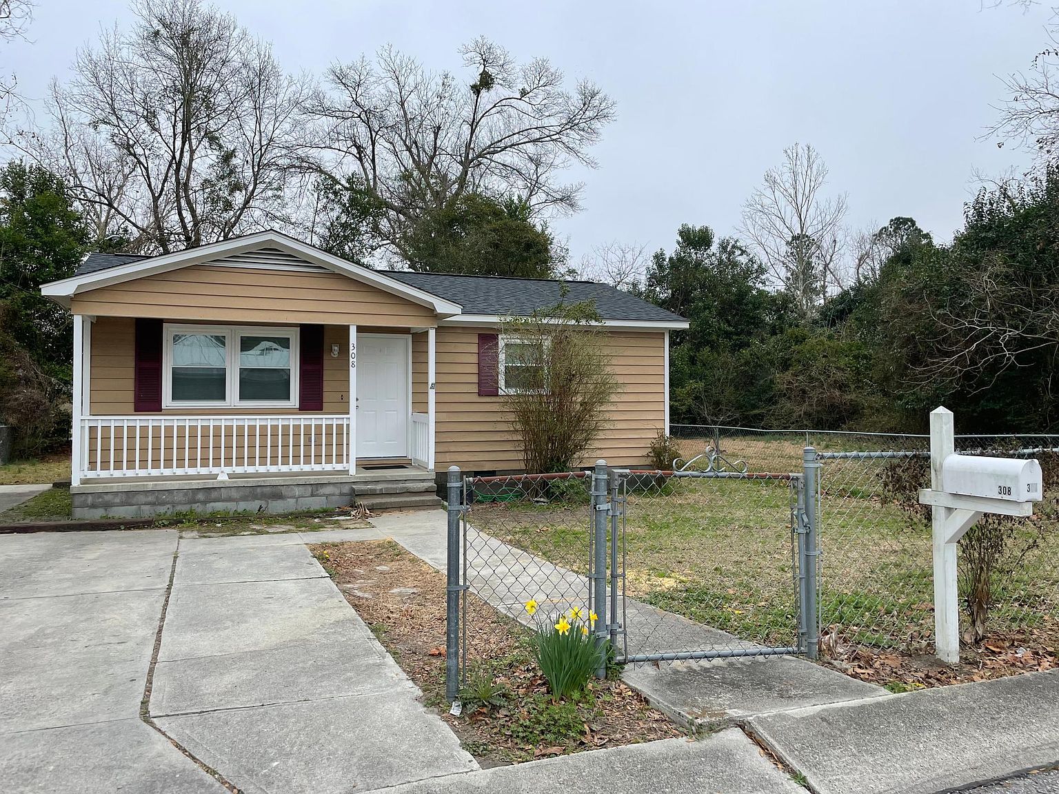 308 Clay St, Wilmington, NC 28405 | Zillow