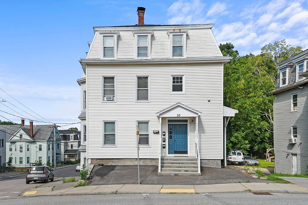 20 Maple St, Spencer, MA 01562 | Zillow