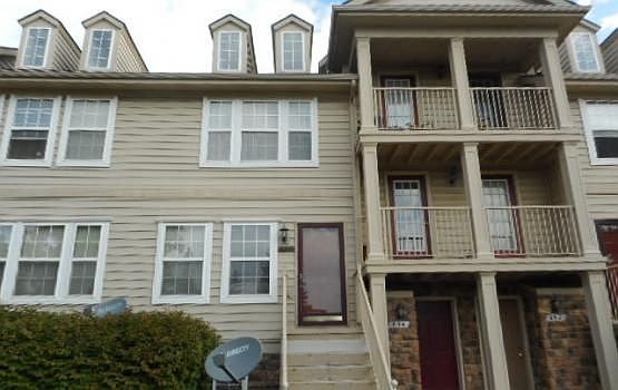 636 Lydia Ln, Pontiac, MI 48341 | Zillow