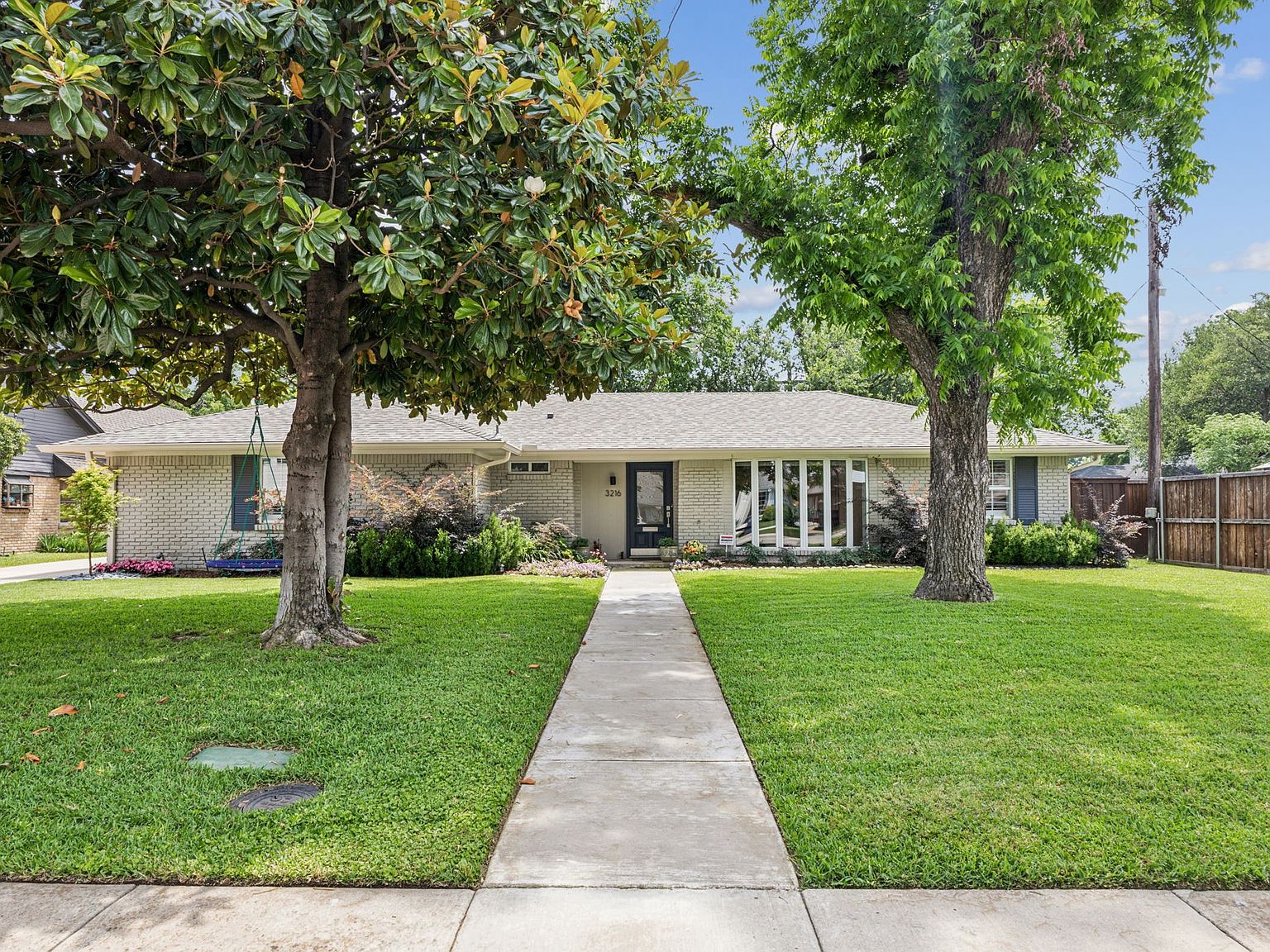 3216 Duchess Trl, Dallas, TX 75229 | Zillow