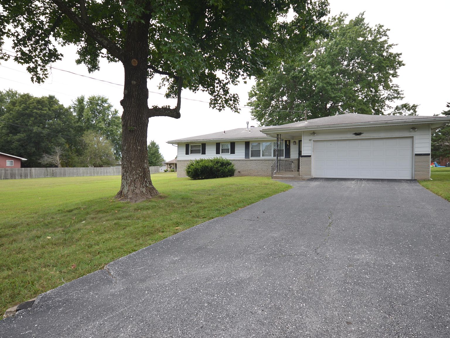 3107 S Ferguson Ave, Springfield, MO 65807 | Zillow