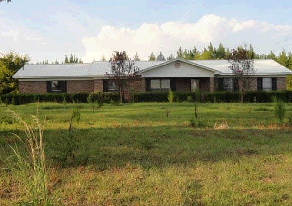 351 L C Deas Rd, Coffeeville, AL 36524 | Zillow