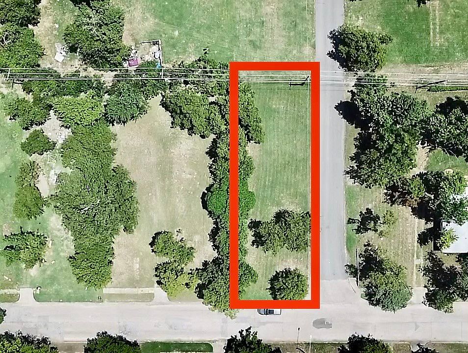 2430 Merlin St, Dallas, TX 75215 | Zillow