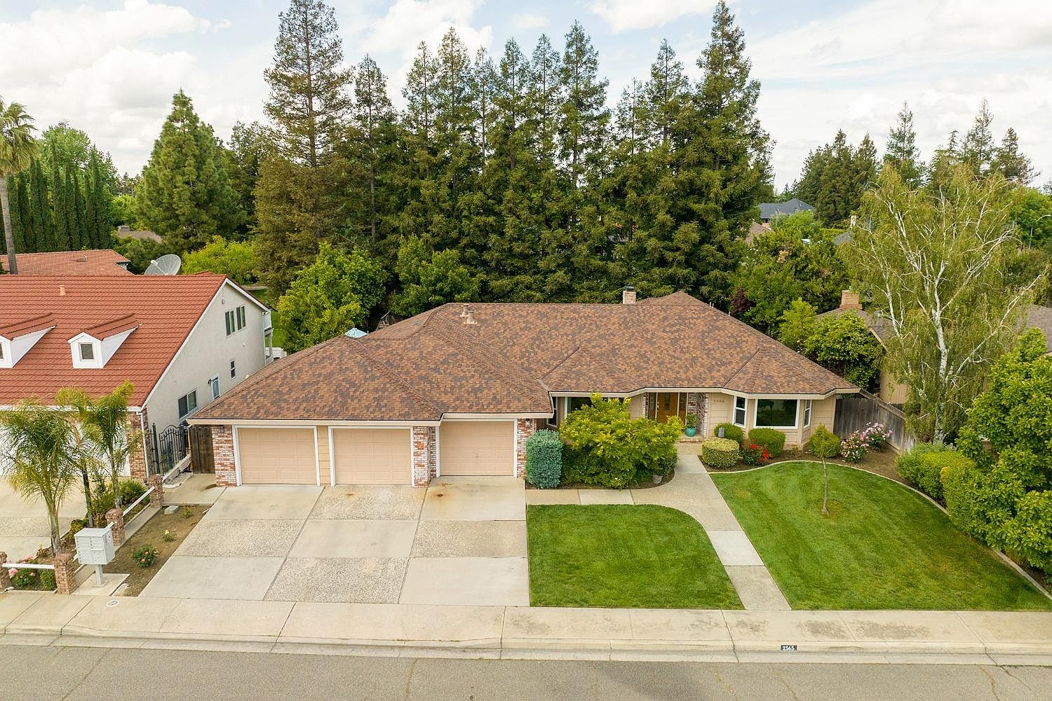 2565 Emerald Way, Turlock, CA 95382 | Zillow