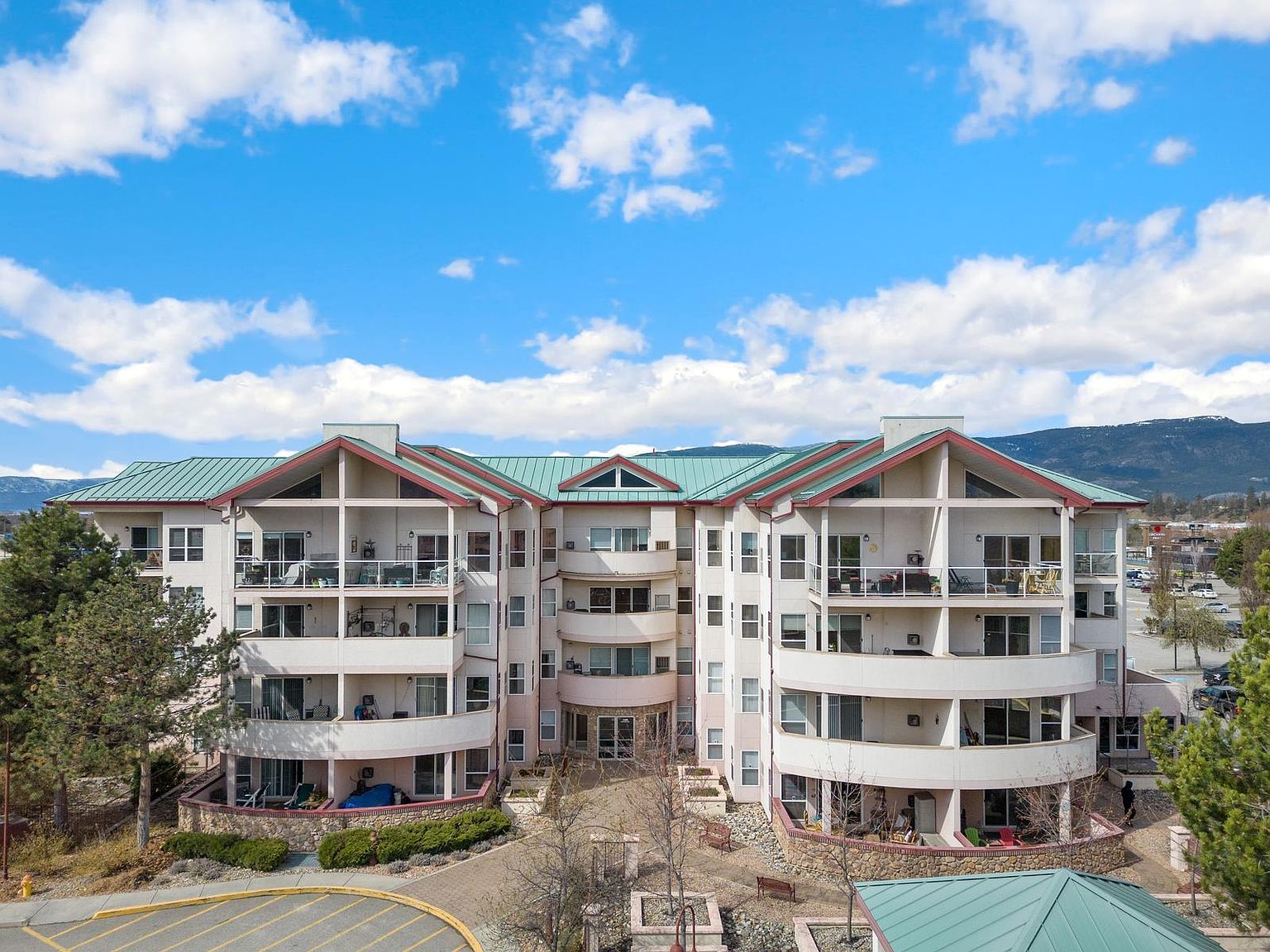 2388 Baron Rd #313, Kelowna, BC V1X 6X4 | Zillow