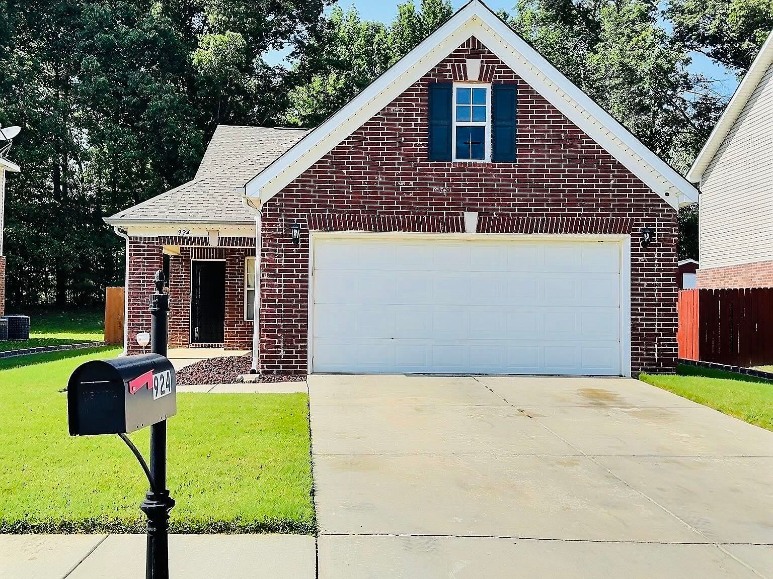 924 Ruby Creek Cv, Memphis, TN 38109 | Zillow