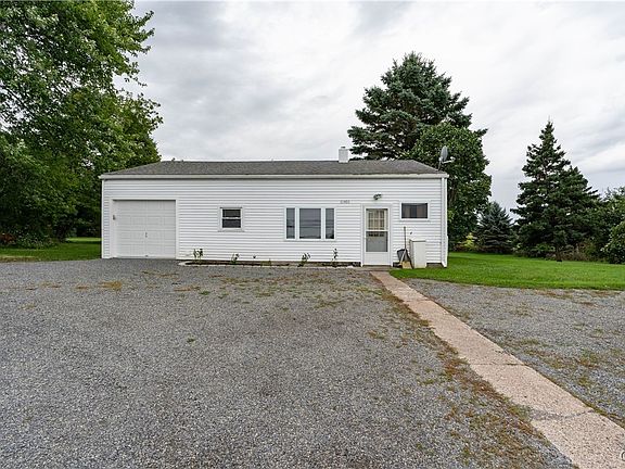32396 Route 12 E Cape Vincent Ny 13618 Mls S1559891 Zillow