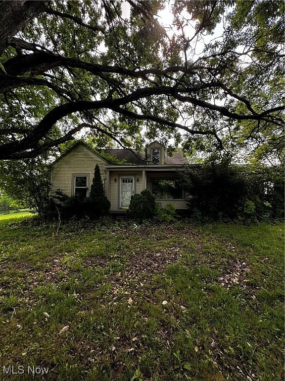 5261 Dailey Rd, Akron, OH 44319 | Zillow