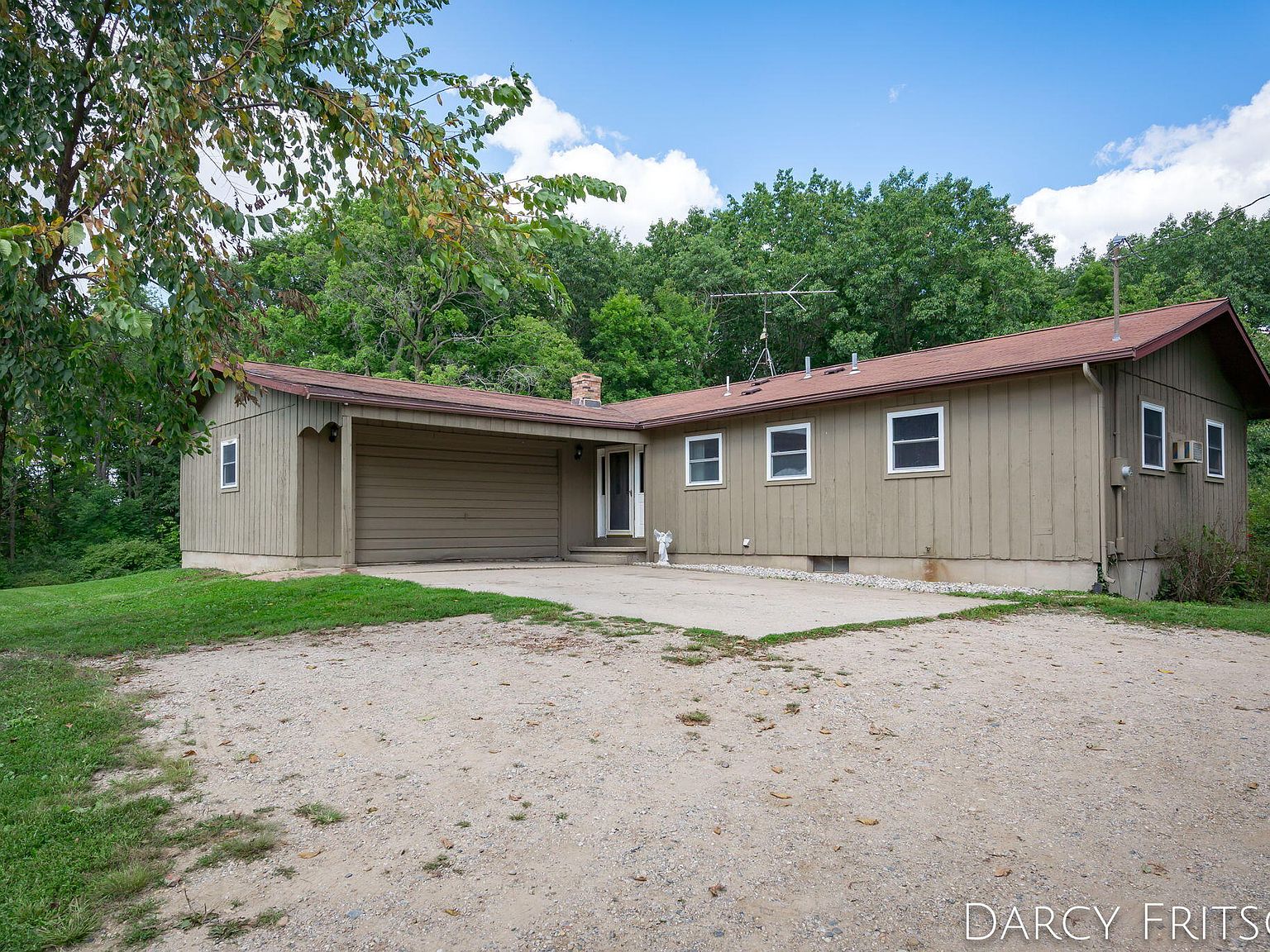 8495 S Sheridan Rd, Fenwick, MI 48834 | Zillow