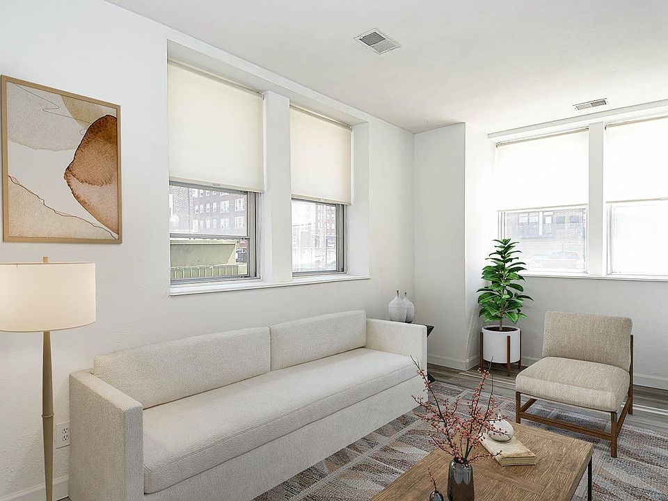 5330 Pershing Ave Saint Louis MO | Zillow