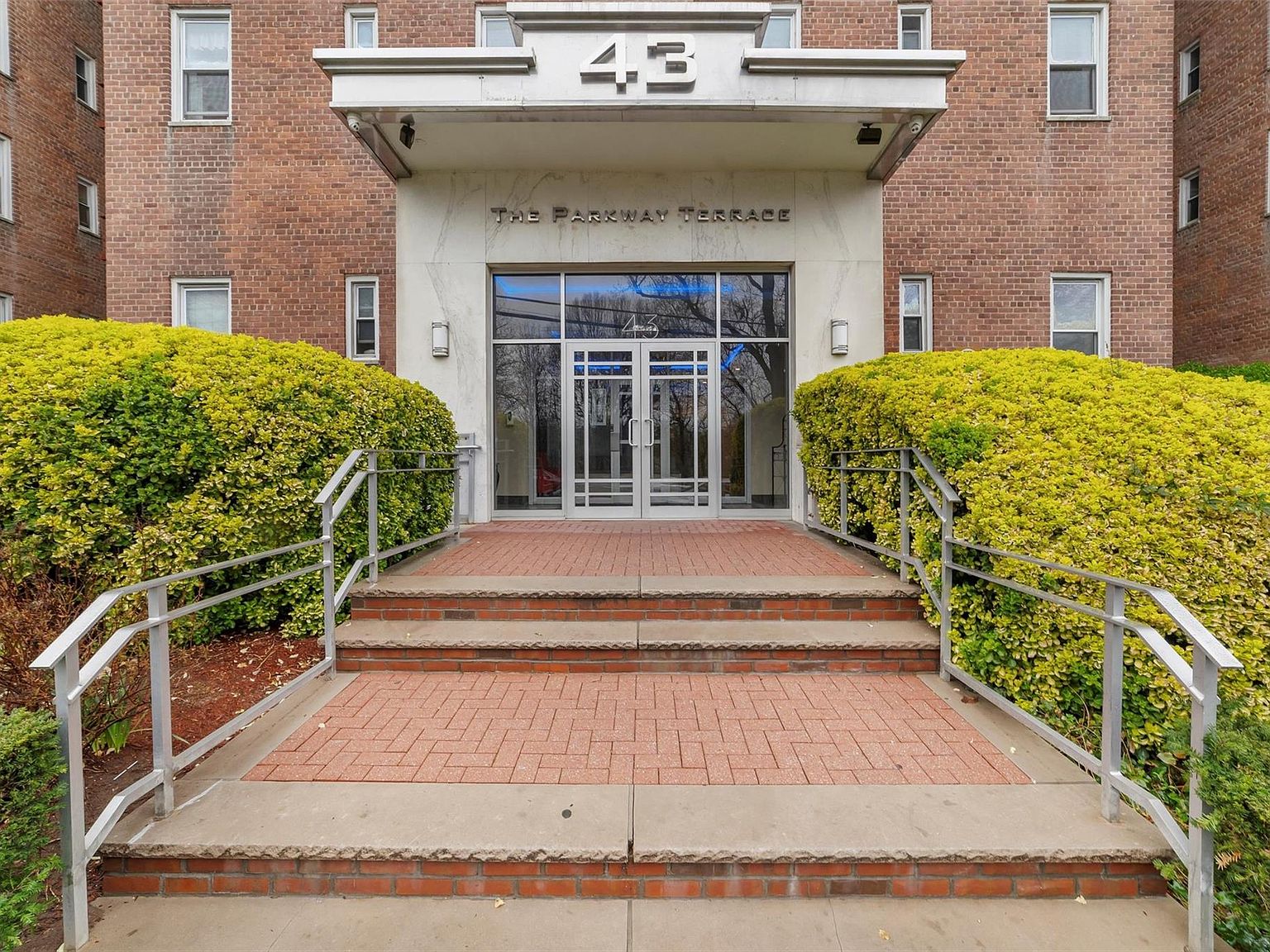 43 Bronx River Road #7A, Yonkers, NY 10704 | Zillow