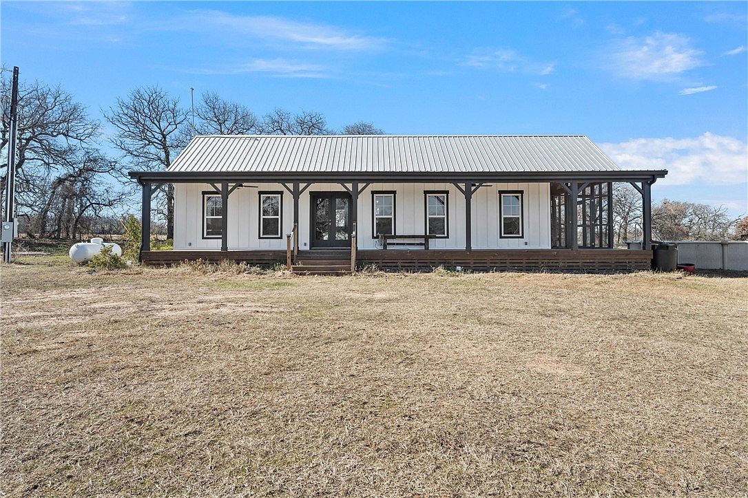 249 County Road 326, Rosebud, TX 76570 | MLS #220308 | Zillow