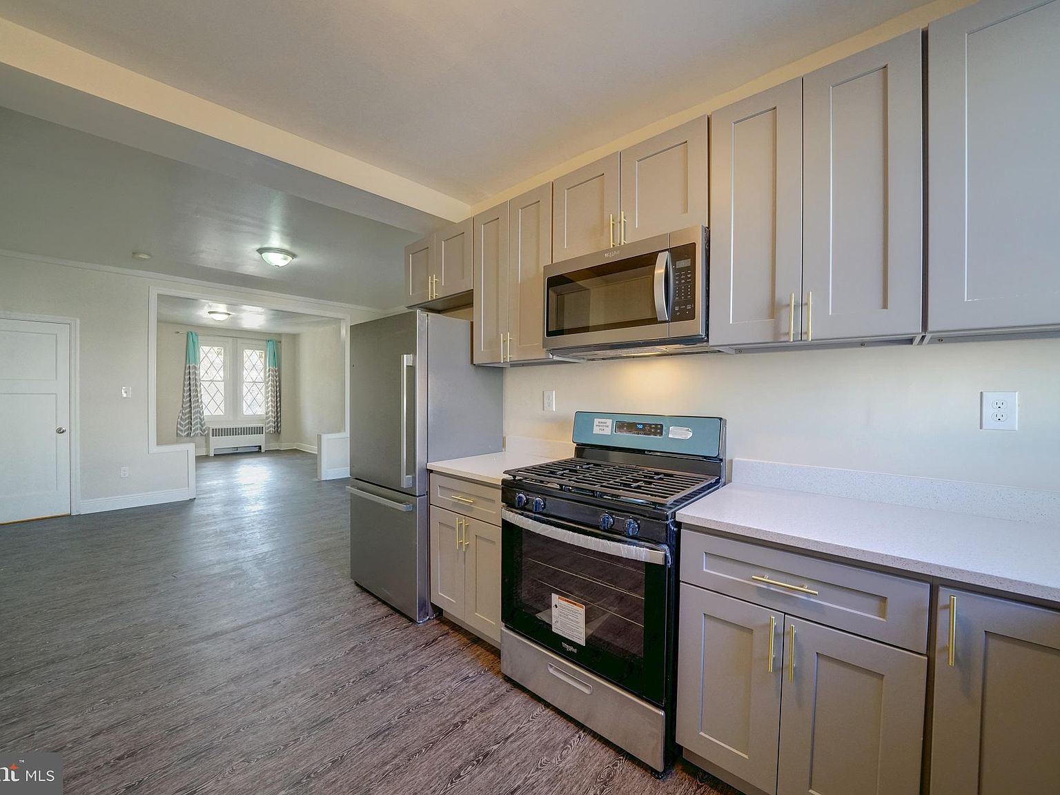 3616 Roberts Pl, Baltimore, MD 21224 | MLS #MDBA2154298 | Zillow