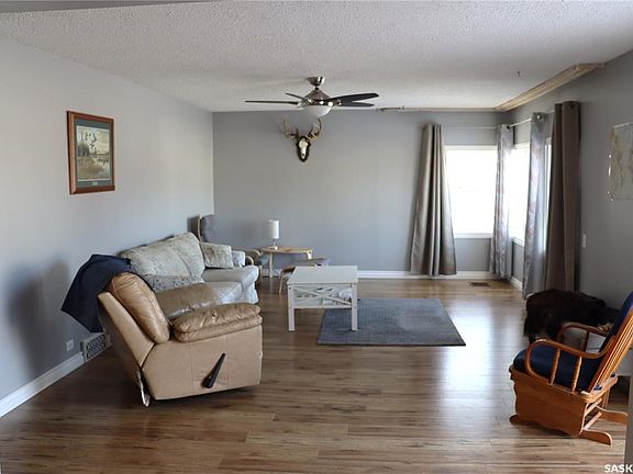 217 2nd AVENUE E, Debden, SK S0J 0S0 | MLS #SK029766 | Zillow