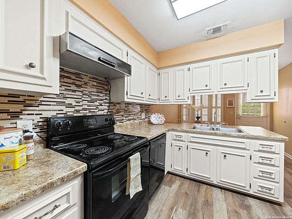 5359 Fredericksburg Rd #808, San Antonio, TX 78229 | Zillow