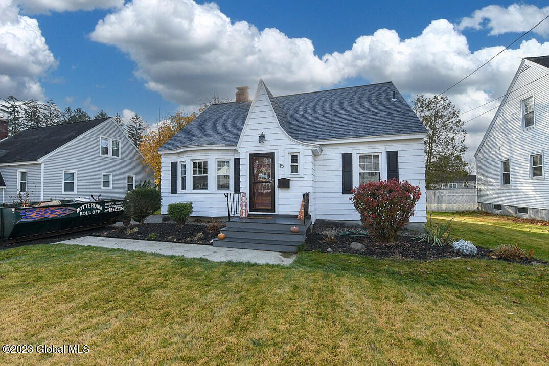15 Miles Standish Road, Schenectady, NY 12306 | Zillow