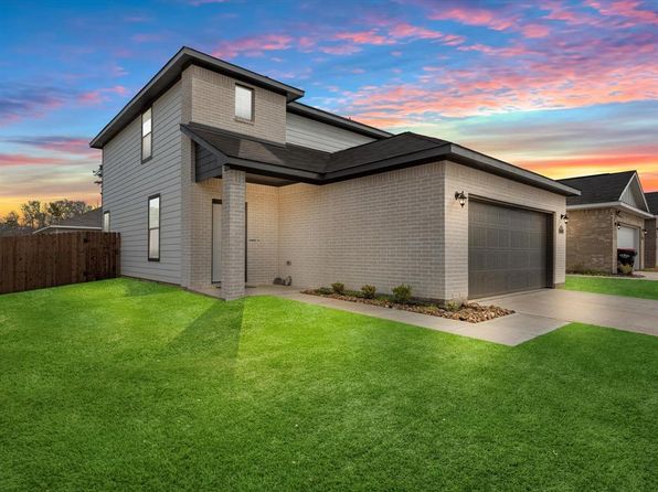 Porter Heights TX Real Estate - Porter Heights TX Homes For Sale | Zillow