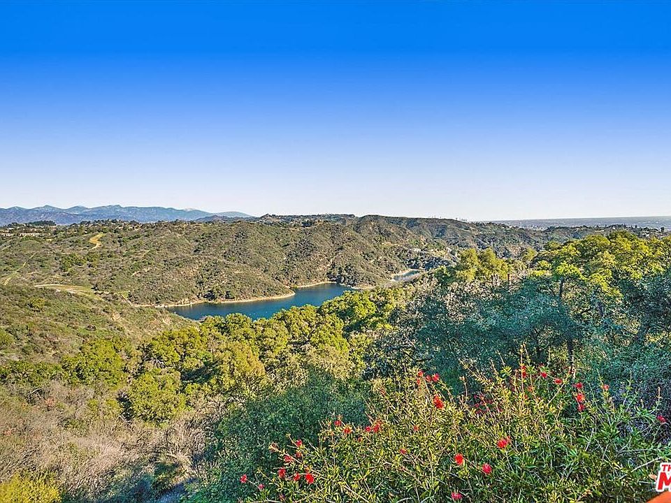 2270 Stradella Rd, Los Angeles, CA 90077 | Zillow