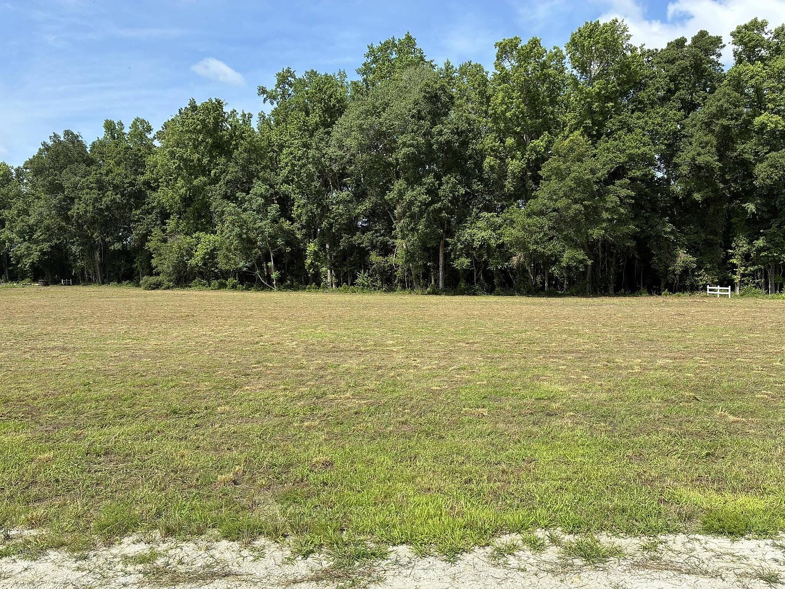 425 Wiggins Estates Ln, Holly Hill, SC 29059 | MLS #25009884 | Zillow