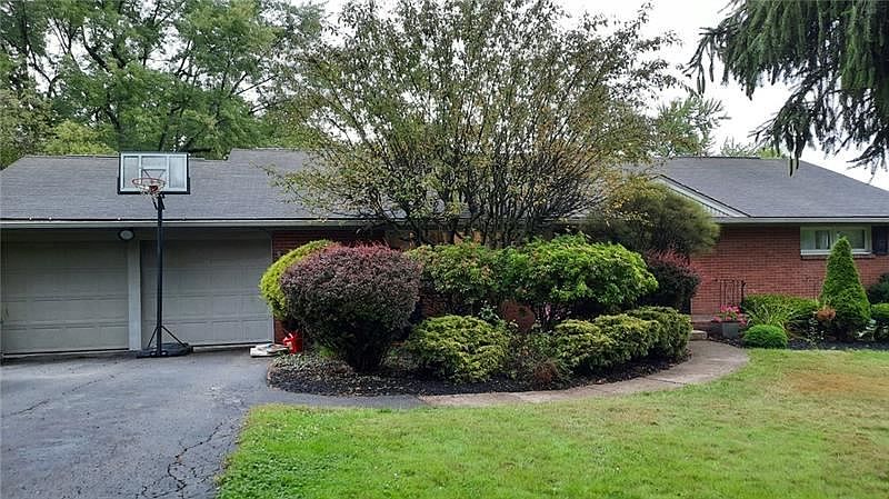 105 Whitehill Dr, New Castle, PA 16105 | Zillow