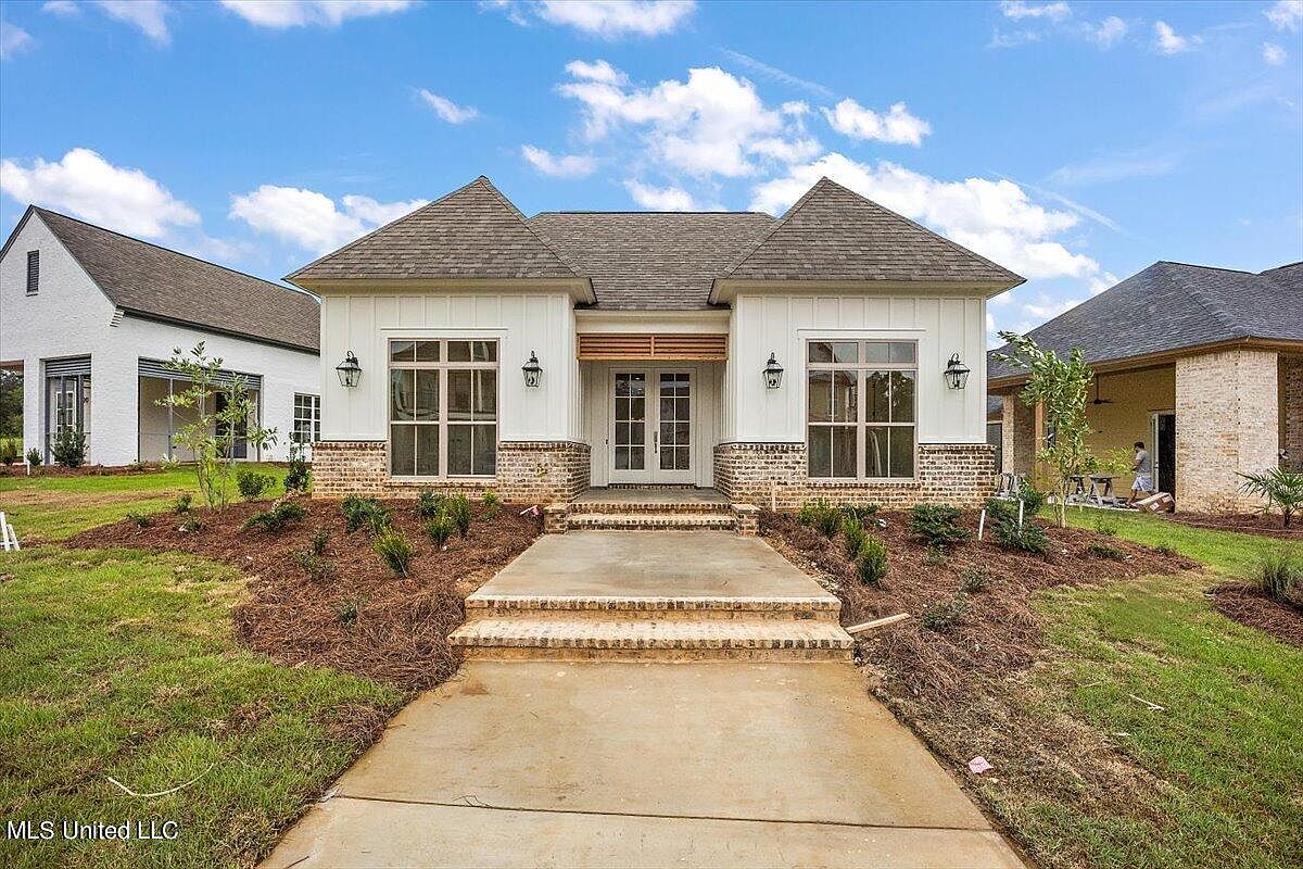118 Water St, Madison, MS 39110 | MLS #4090639 | Zillow