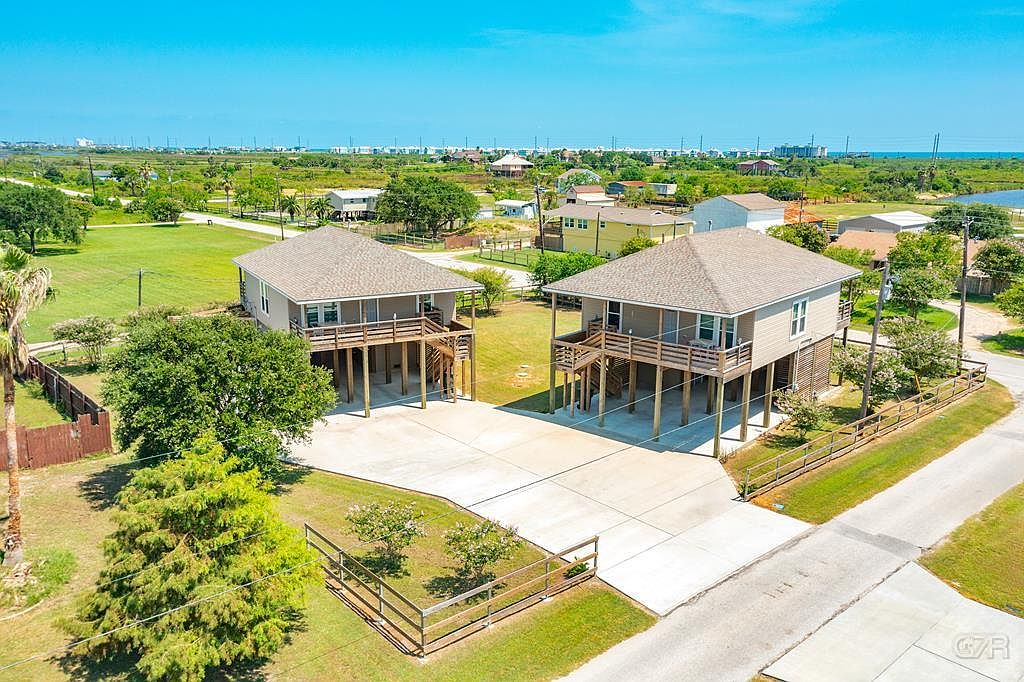 12012 Ostermeyer Rd, Galveston, TX 77554 | MLS #20241450 | Zillow