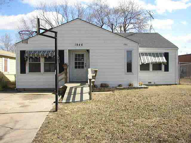 1946 S Spruce St, Wichita, KS 67211 | Zillow