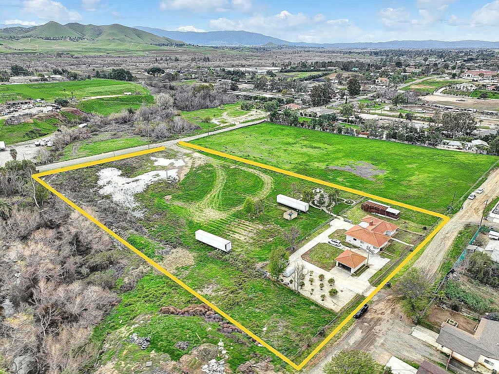 9790 59th St, Riverside, CA 92509 | Zillow