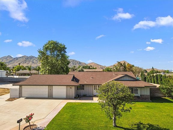 168 Radford Ct, Riverside, CA 92507 | Zillow