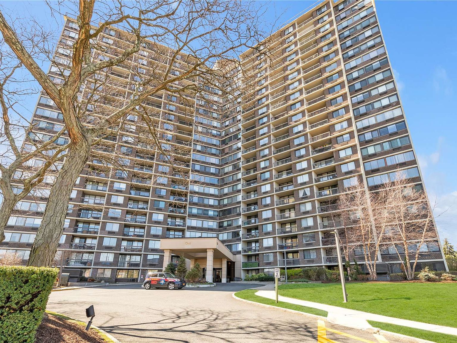 1 Bay Club Drive UNIT 11M, Bayside, NY 11360 | Zillow