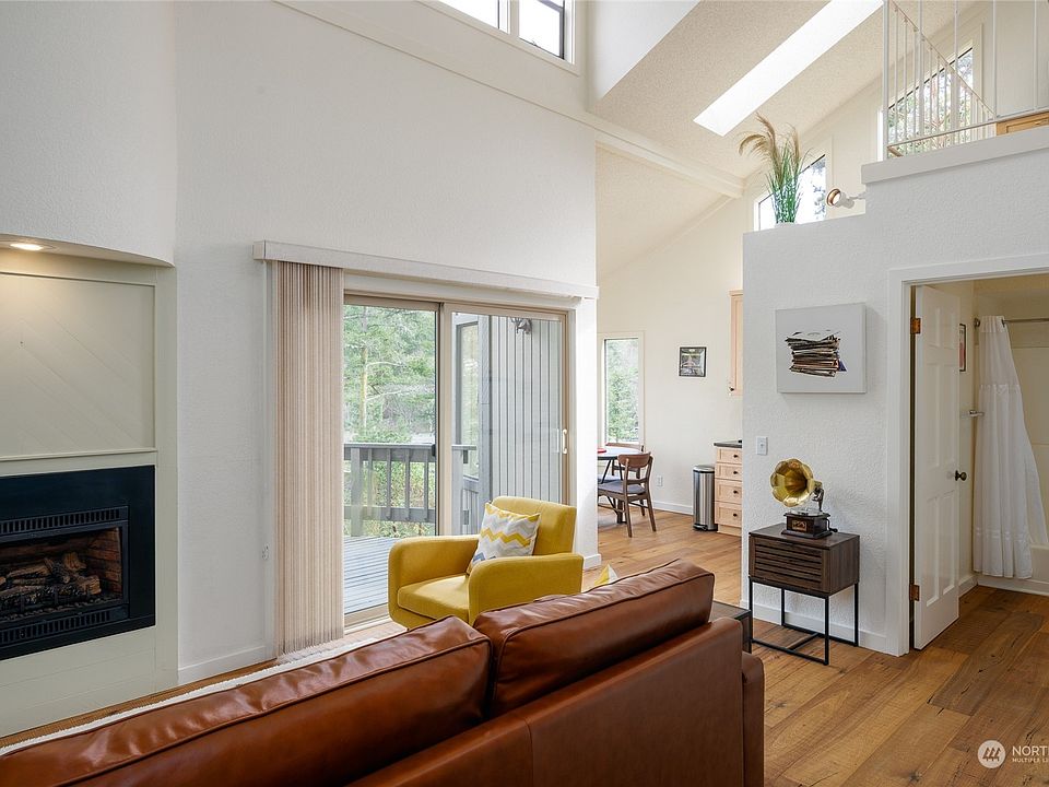 Pearl-Lagoon Park Apartments - Friday Harbor, WA | Zillow