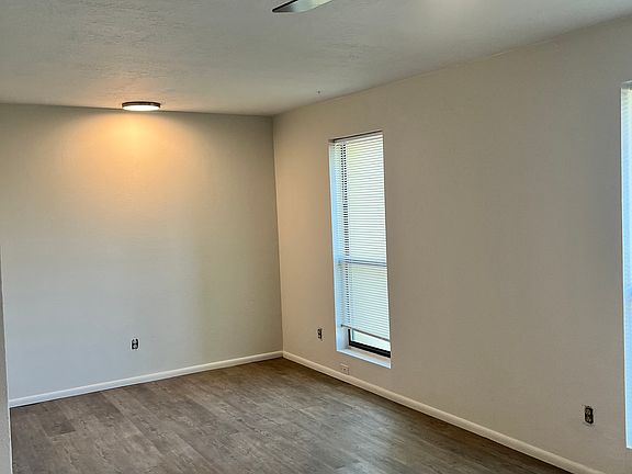 2207 S Lake St APT 7, Salt Lake City, UT 84106 | Zillow